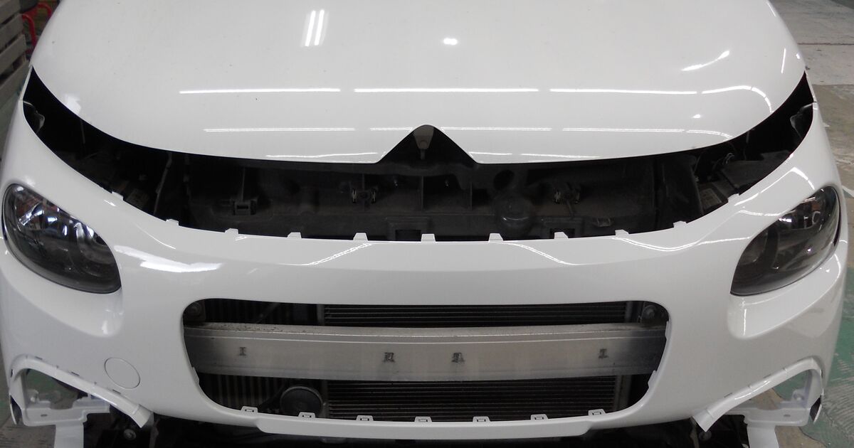 相模原市 輸入車修理専門店 CITROEN C3 フロントバンパー交換･板金塗装 作業スタッフ募集中 | 相模原の鈑金修理会社・ONLY ...